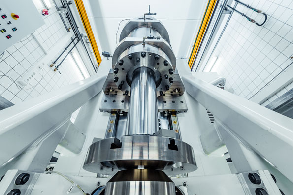 The most-powerful seal test bench in the world - Seal & Cylinder Source ...